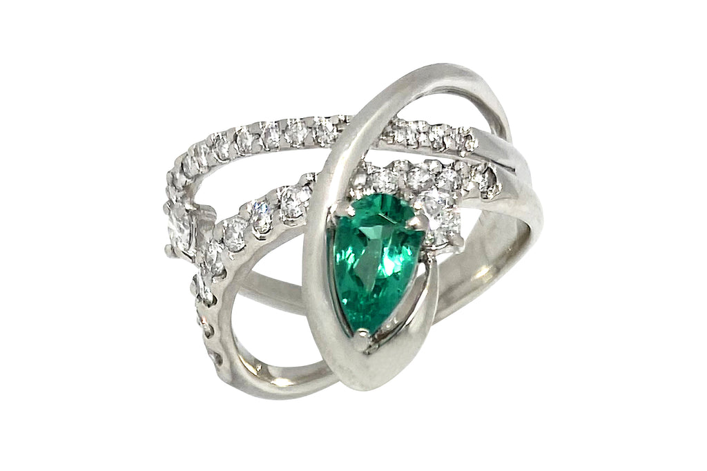 Emerald Pt900エメラルド ダイヤモンドリング(NO.128639) – JEX宝石ギャラリーオンラインショップ